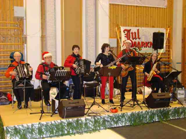 BLOMMA TACK TILL BYGDESPELARNA